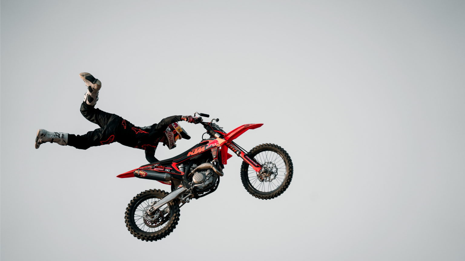 Everything You Need to Know About Body Doubles